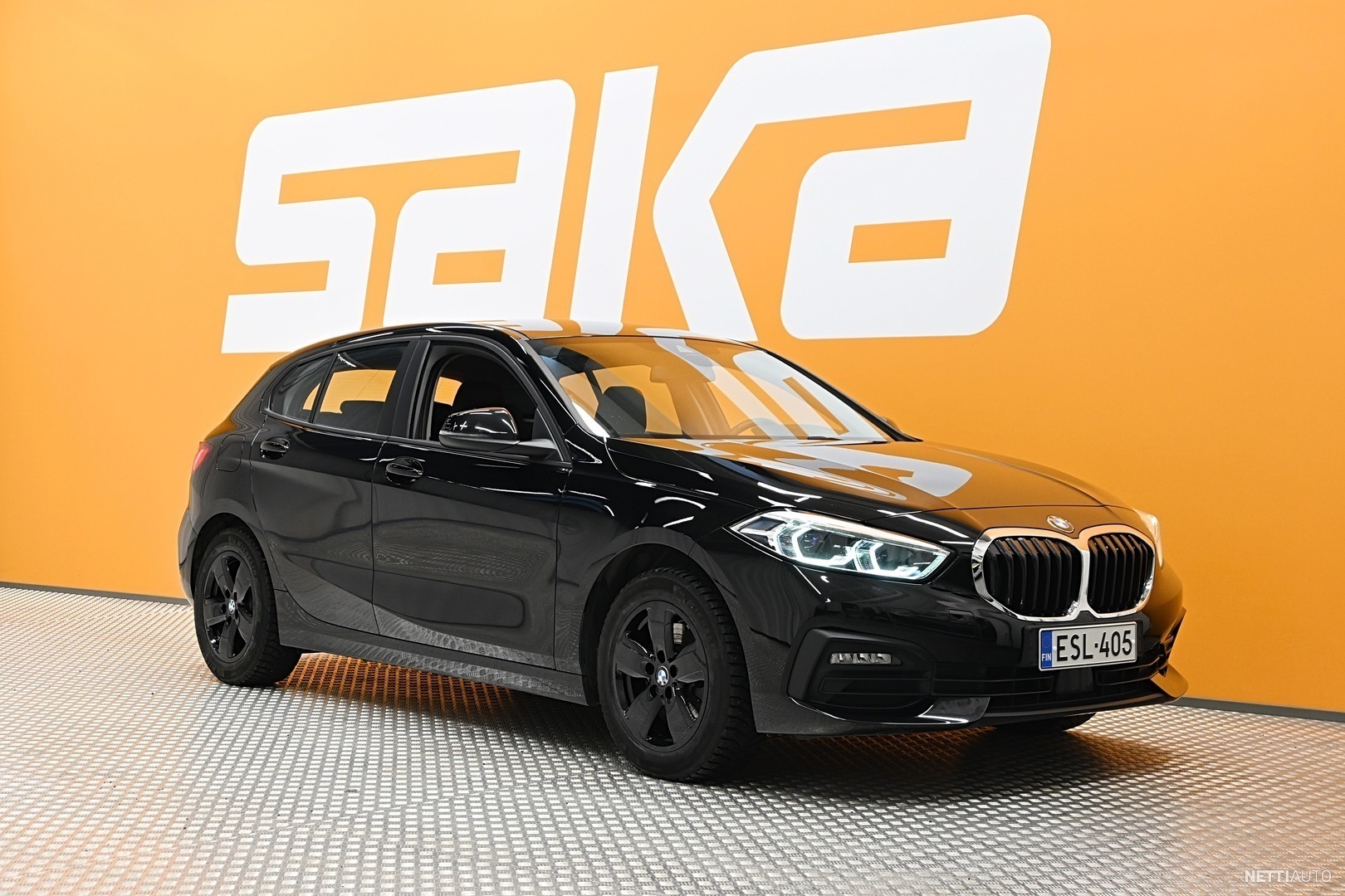 BMW 118 F40 Hatchback 118i Business ** Suomi-auto / LED / Digimittari / P.tutkat / Lohkolämmitin ...