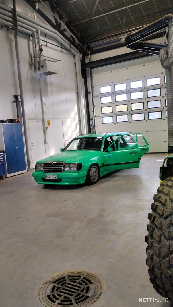 Mercedes-Benz 200 Farmari 1988 - Vaihtoauto - Nettiauto