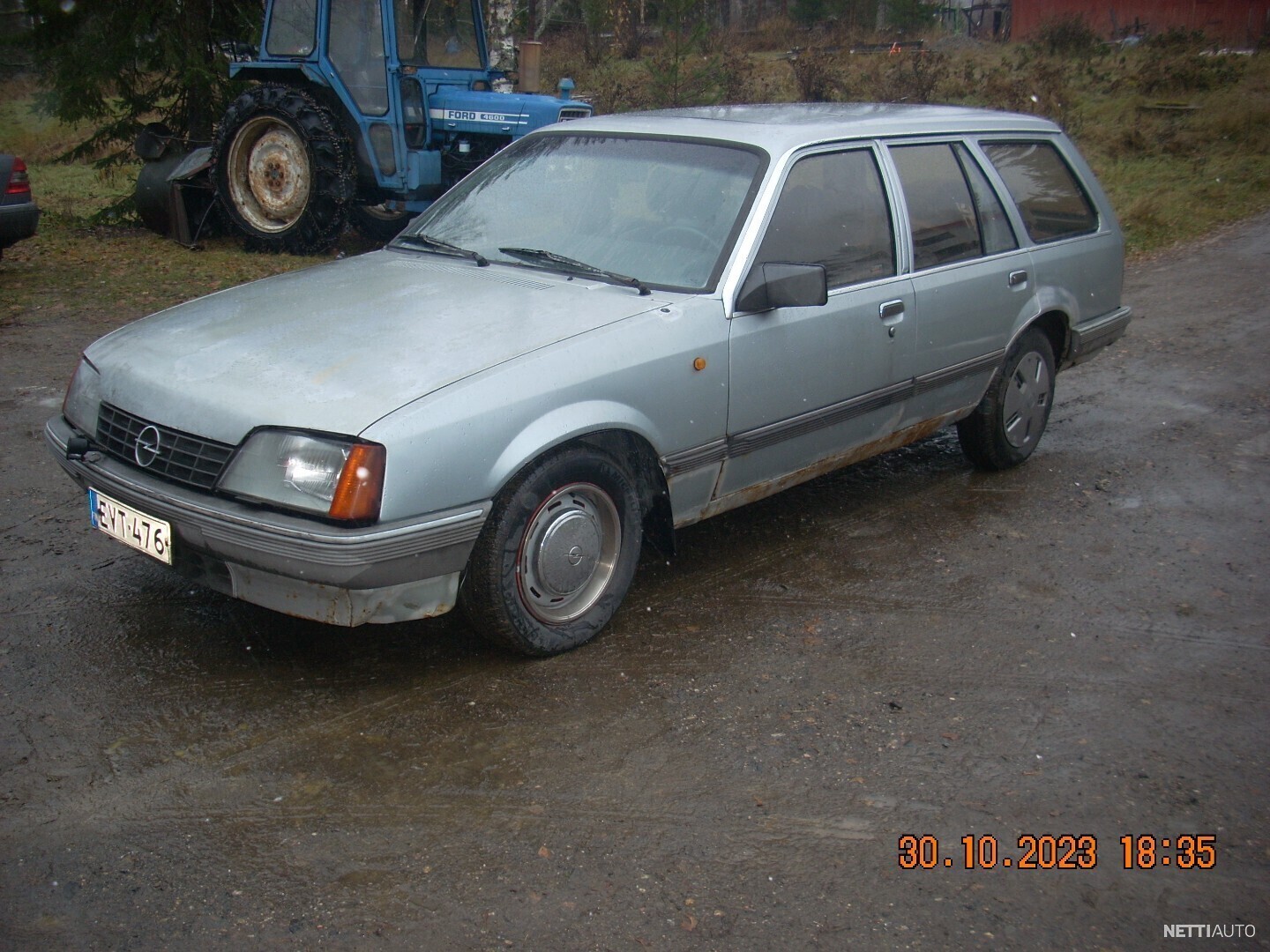 Opel Rekord Joulutarjous 1550e 10.12.2023 saakka Farmari 1985 ...