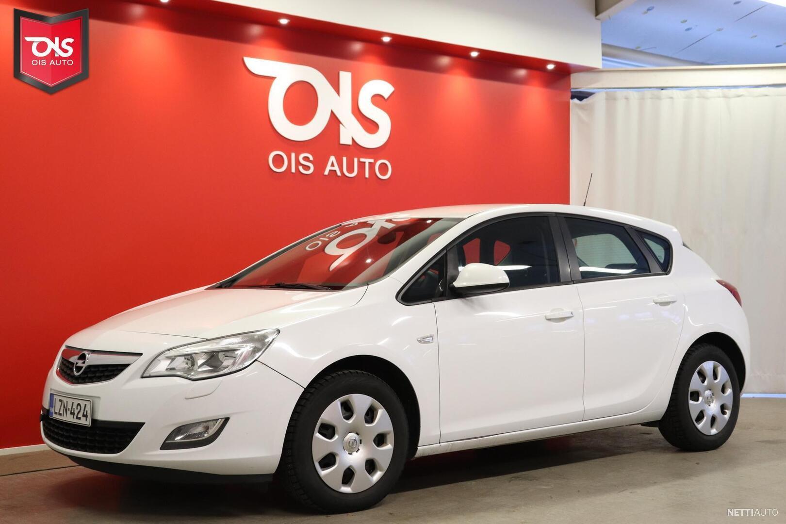 Opel Astra Life 1,4 ecoFLEX MT5 + MUKAVAA JA EDULLISTA KYYTIÄ ...