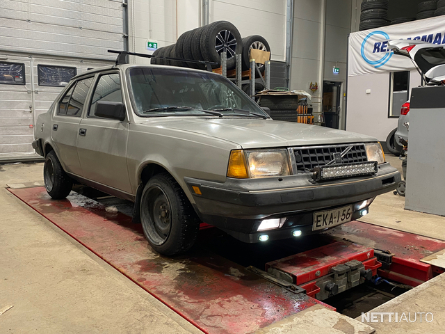 Volvo 360 GL 2.0 4d Porrasperä 1988 - Vaihtoauto - Nettiauto