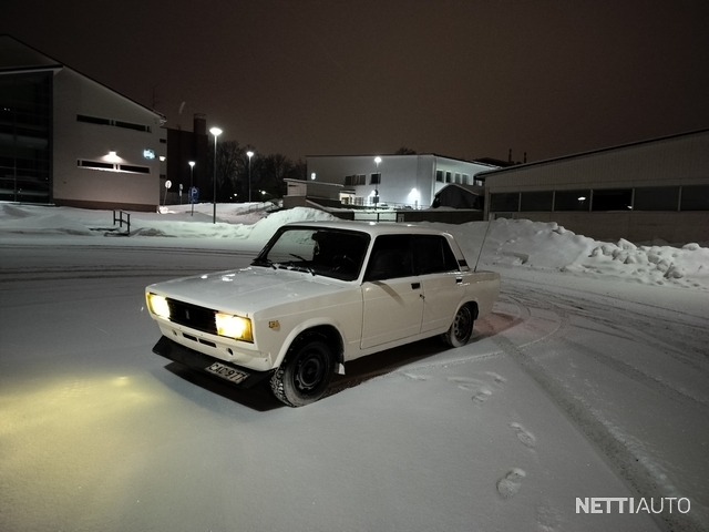 Lada 2105 Porrasperä 1989 - Vaihtoauto - Nettiauto