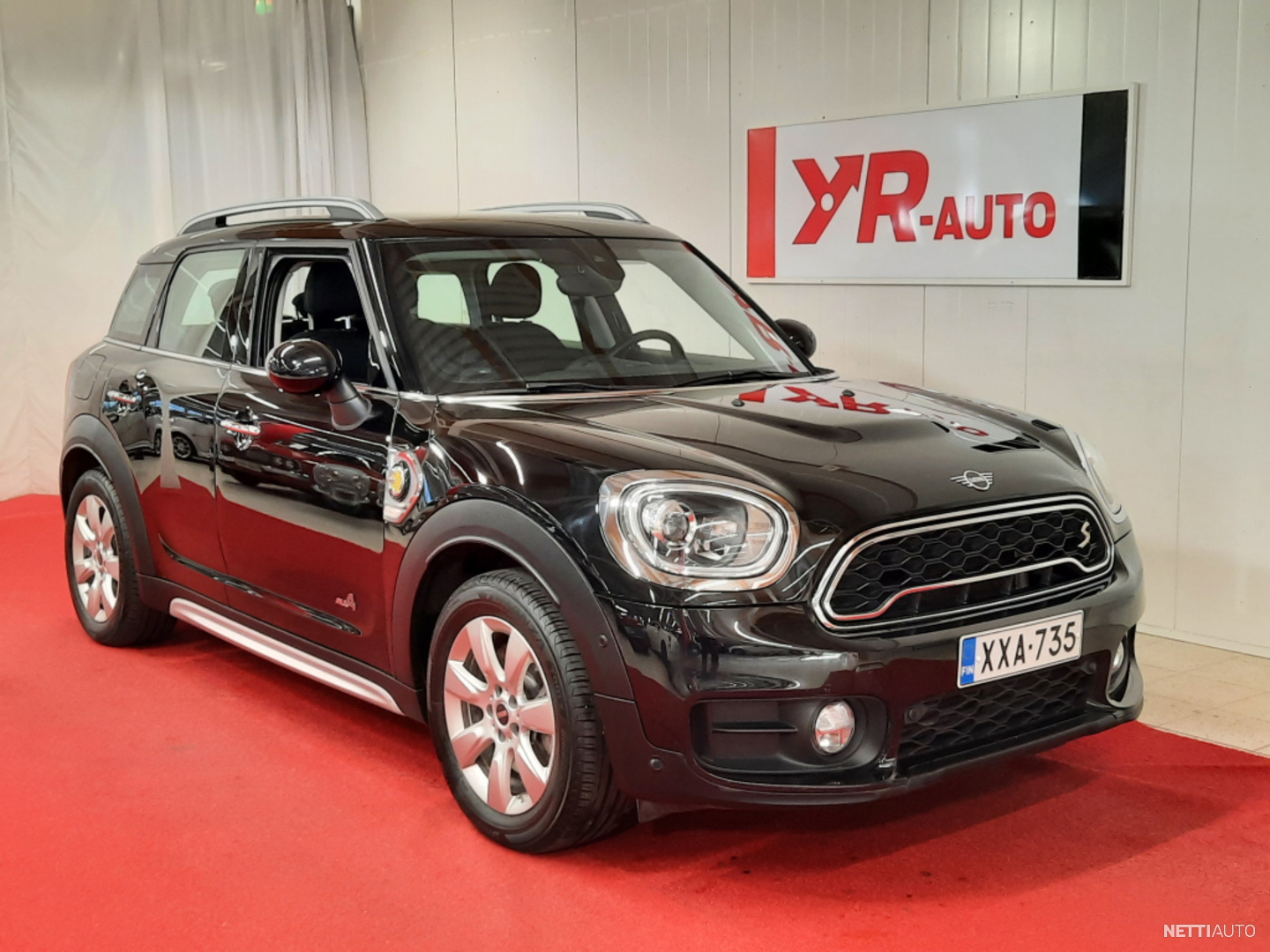 Mini Countryman Cooper SE ALL4 Essential - *Vain 1 Omistaja ...