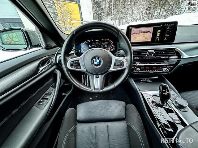 BMW 545 G30, 545e, xDrive, Charged Edition, M-Sport **1.OMISTEINEN ...