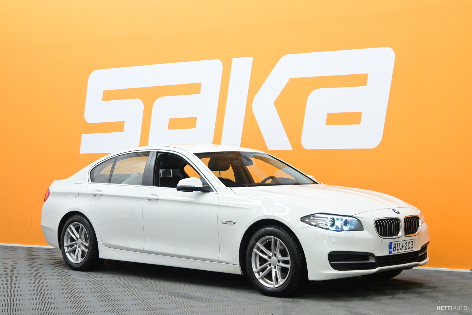 BMW 520 F10 Sedan 520d TwinPower Turbo A Limited xDrive Edition ...