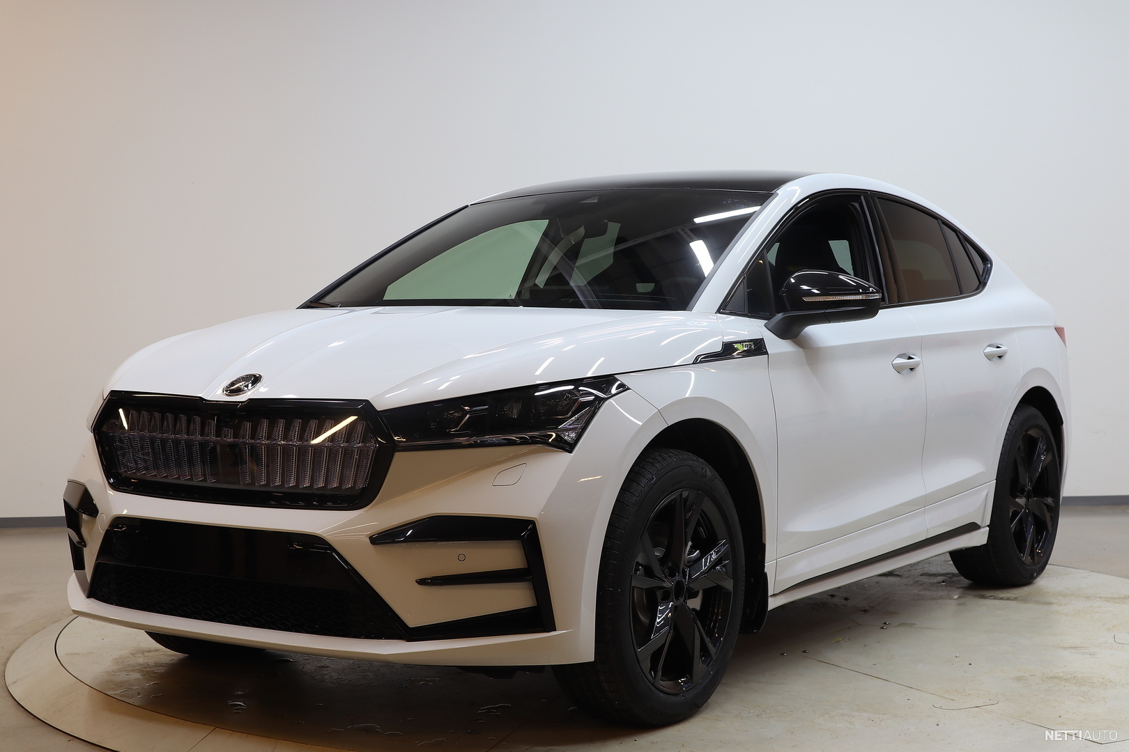 Skoda Enyaq Coupe 85x 4x4 RS BusinessLine - Hud, Canton, Matrix, ACC ...