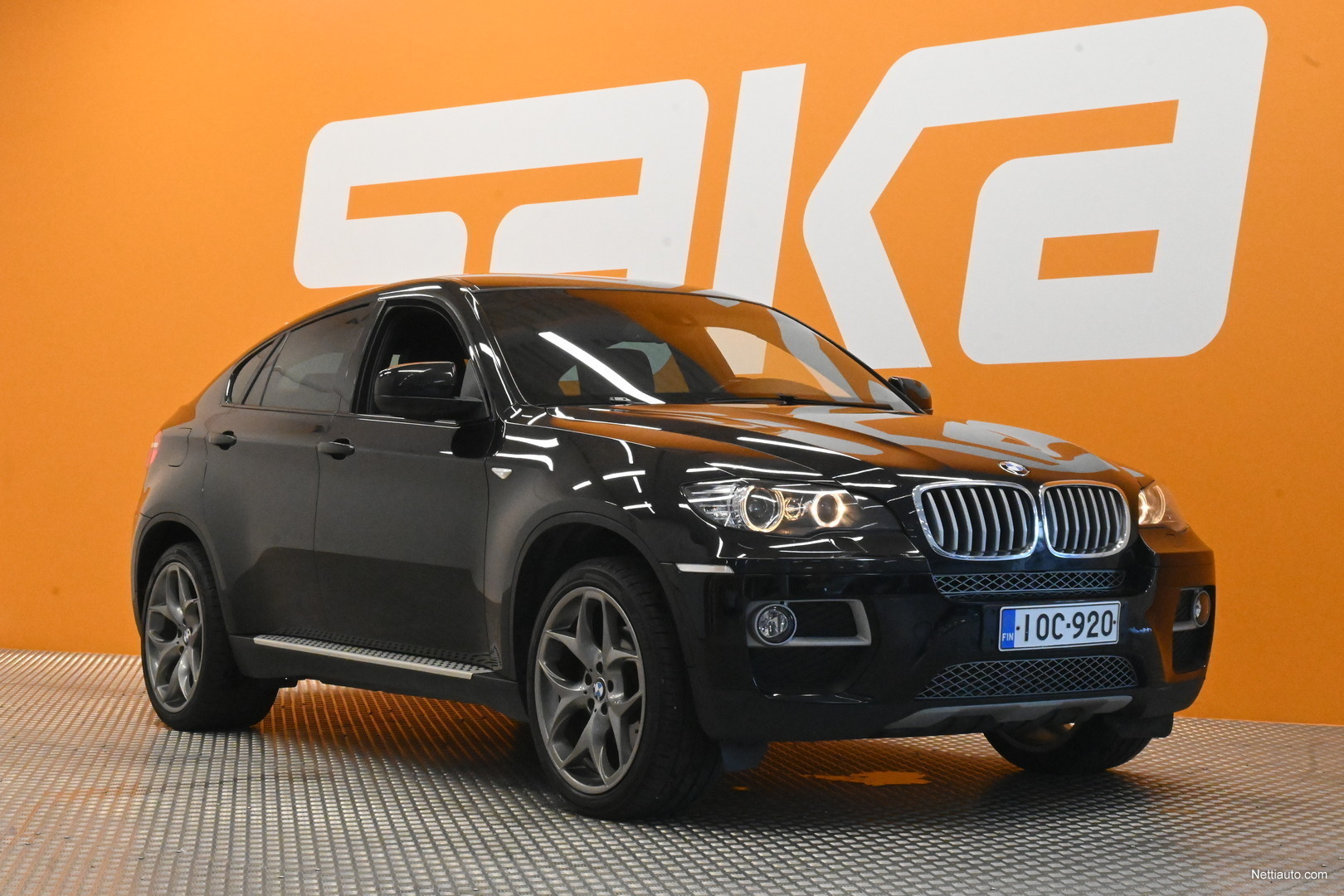BMW X6 E71 SAV xDrive40d TwinPower Turbo A ** Juuri-huollettu / Prof.Navi / Hifi / Adapt ...
