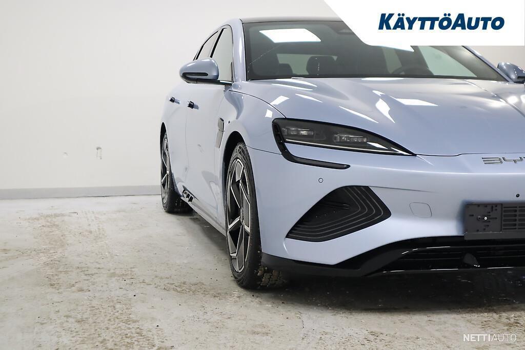 BYD Seal Excellence AWD / Kaikilla varusteilla! Hieno Ice blue metalliväri. Nyt Suomen halvin ...