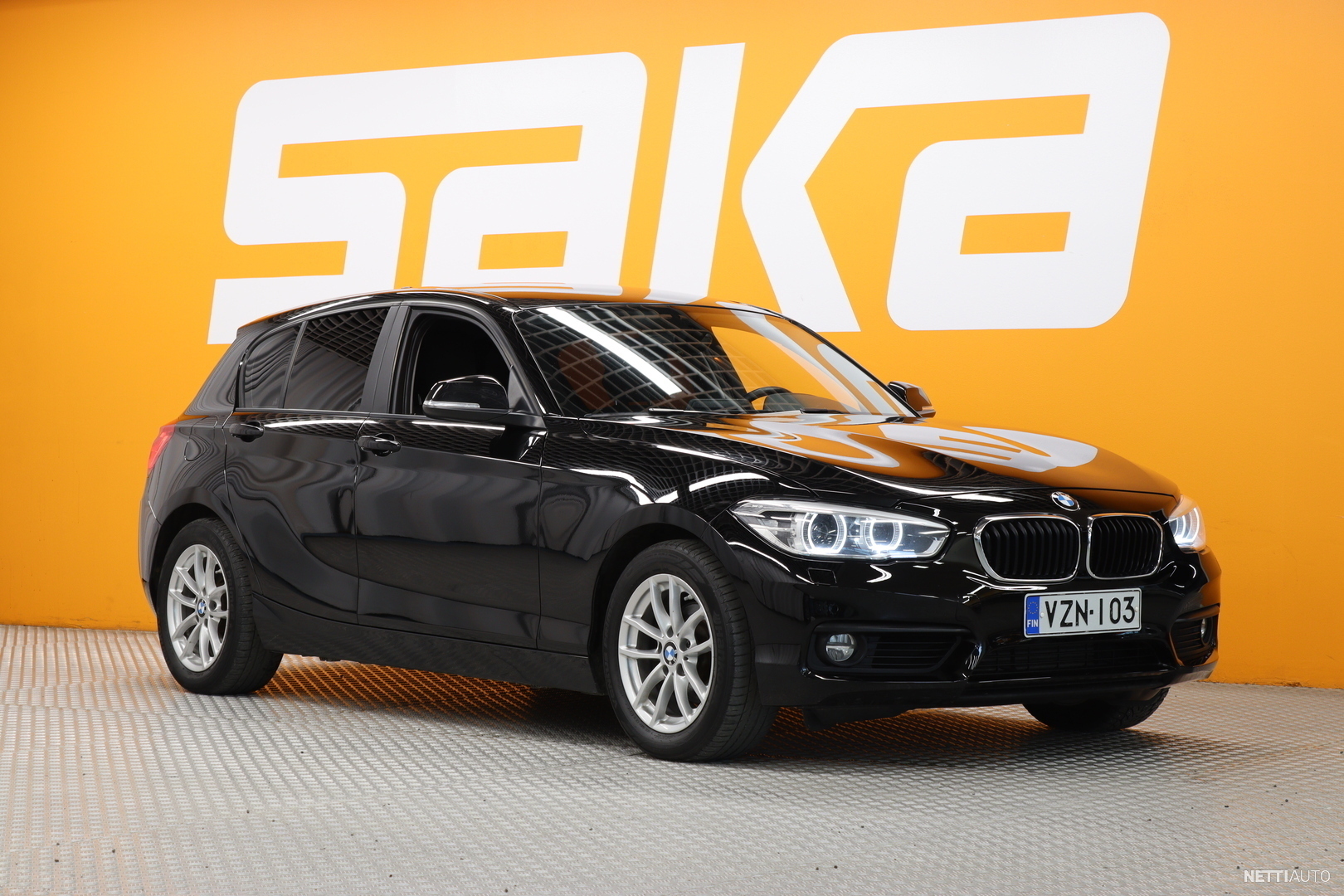 BMW 118 F20 Hatchback 118i A Business Automatic Edition ** Suomi-Auto / Vakkari / P.tutka / Led ...