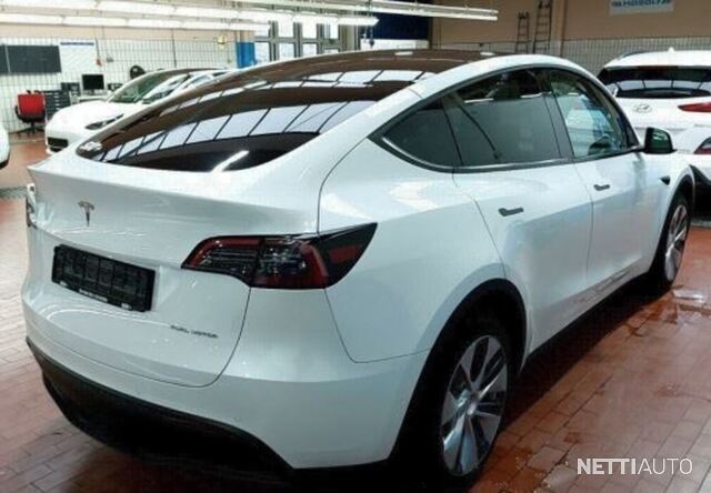 Tesla Model Y Long Range - 3kk lyhennysvapaa - Panorama / Autopilot / 2 ...