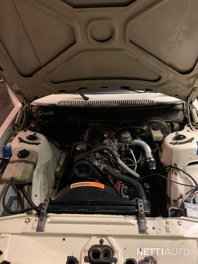 Volvo 244 244DL B21A-m45 Porrasperä 1977 - Vaihtoauto - Nettiauto