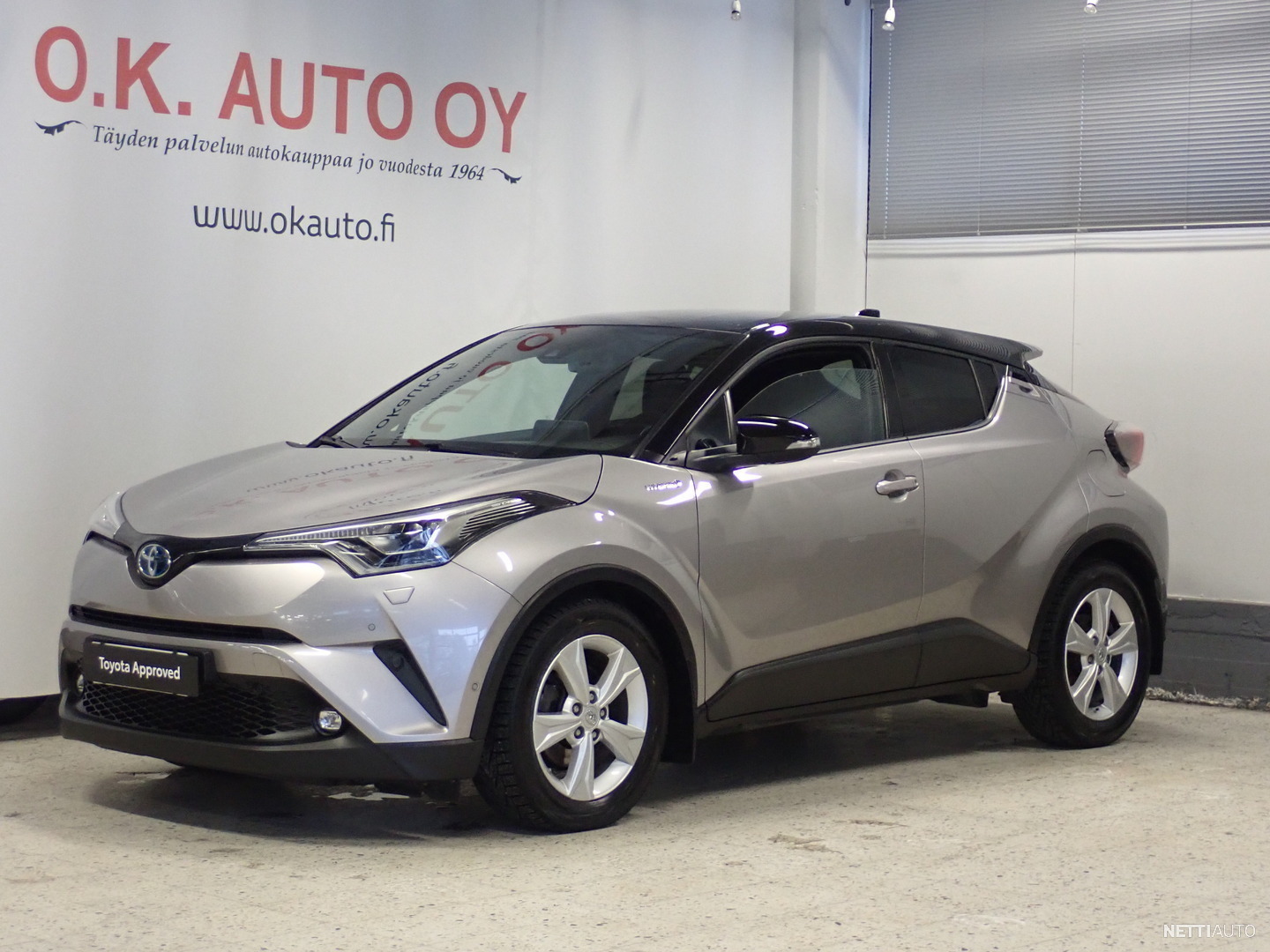 Toyota C-HR 1,8 Hybrid Intense - Approved Turva 12kk All-terrain SUV 2018 - Used vehicle - Nettiauto