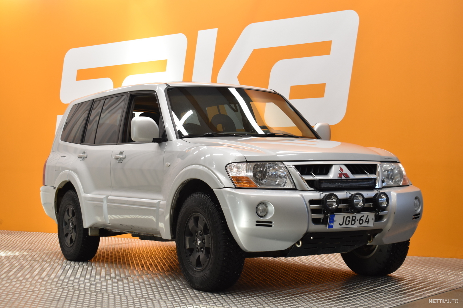 Mitsubishi Pajero 3,2 Wagon Comfort DI-D IC AT ** Webasto ...