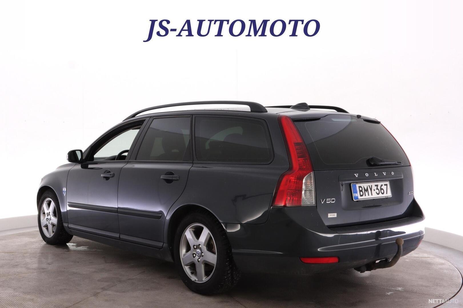 Volvo V50 2,0D (136 hv) aut Kinetic / Katsastettu 12/2024 / Vetokoukku / 2x Renkaat / Vaihto ja ...
