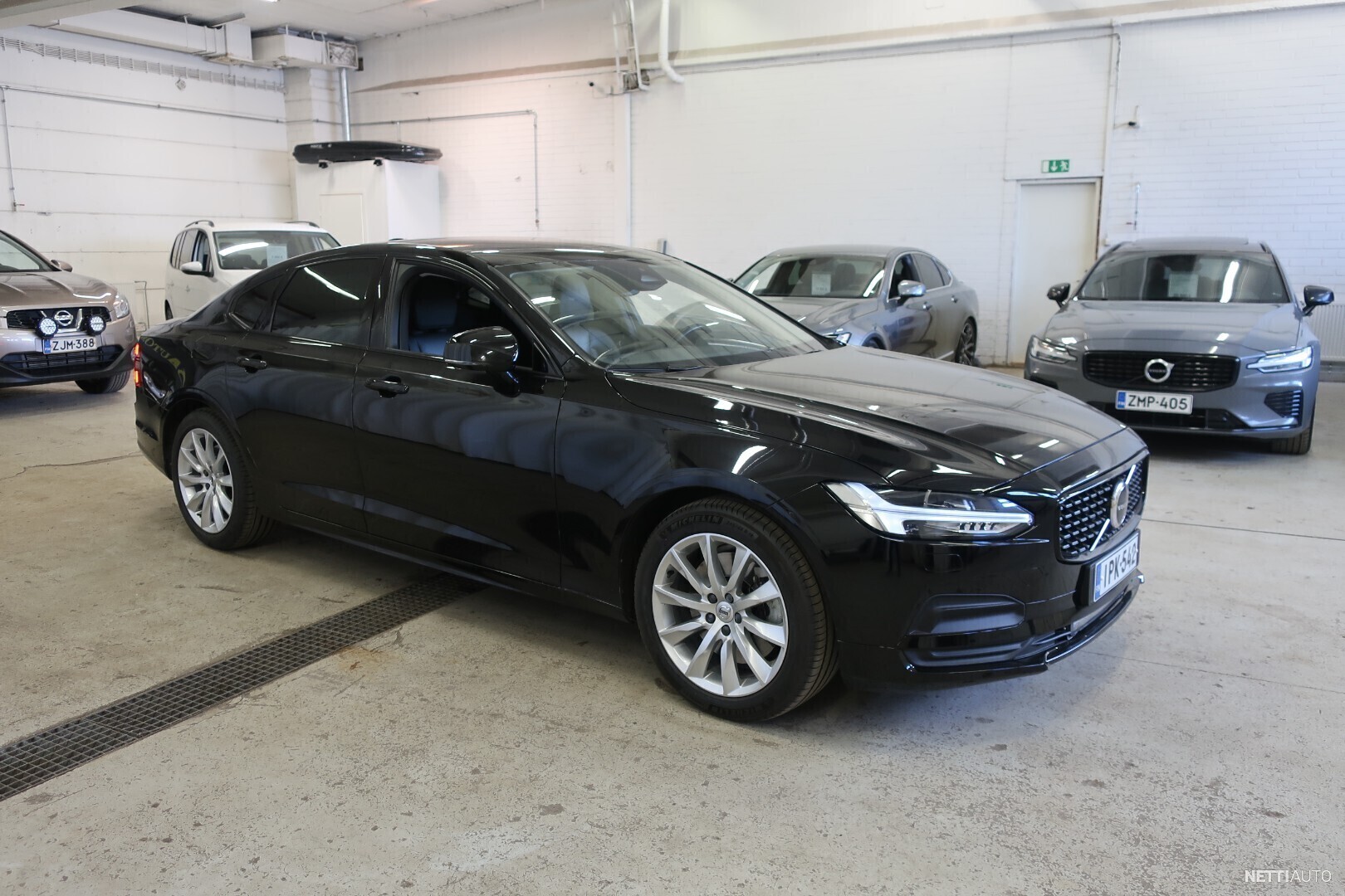 Volvo S90 B5 AWD D-MHEV aut Business 173kW / 235hv Porrasperä 2022 - Vaihtoauto - Nettiauto