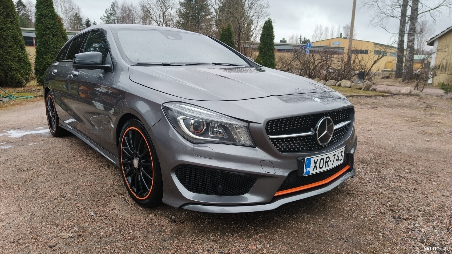 Mercedes-Benz CLA 220 CDI 4Matic A AMG Style Orange Art-Edition ...
