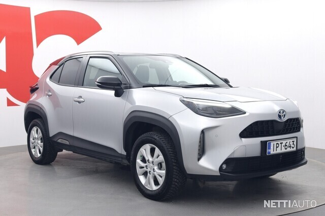 Toyota Yaris Cross 1,5 Hybrid AWD-i Intense - Plus-paketti / Lämpöratti ...