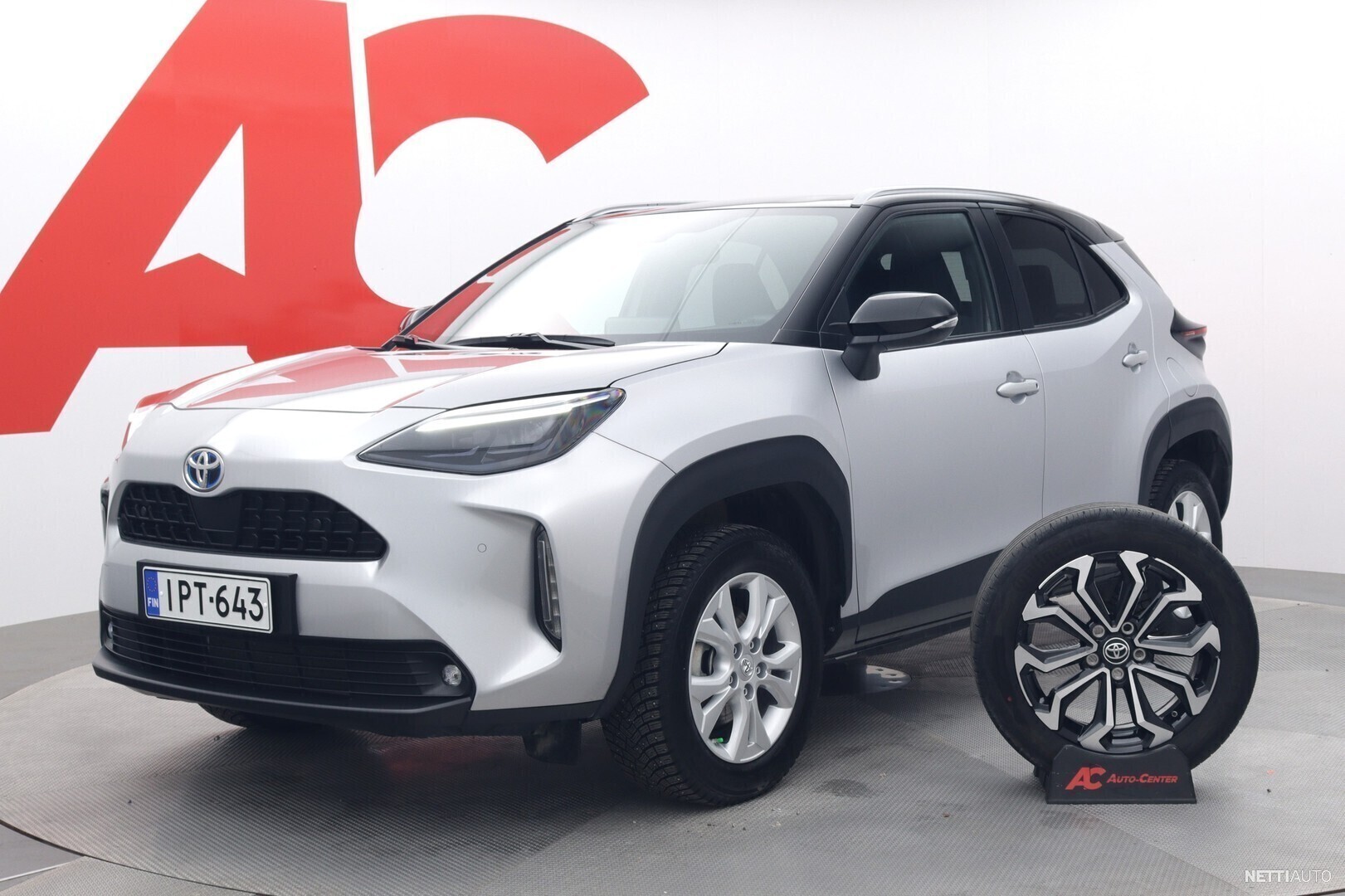 Toyota Yaris Cross 1,5 Hybrid AWD-i Intense - Plus-paketti / Lämpöratti ...