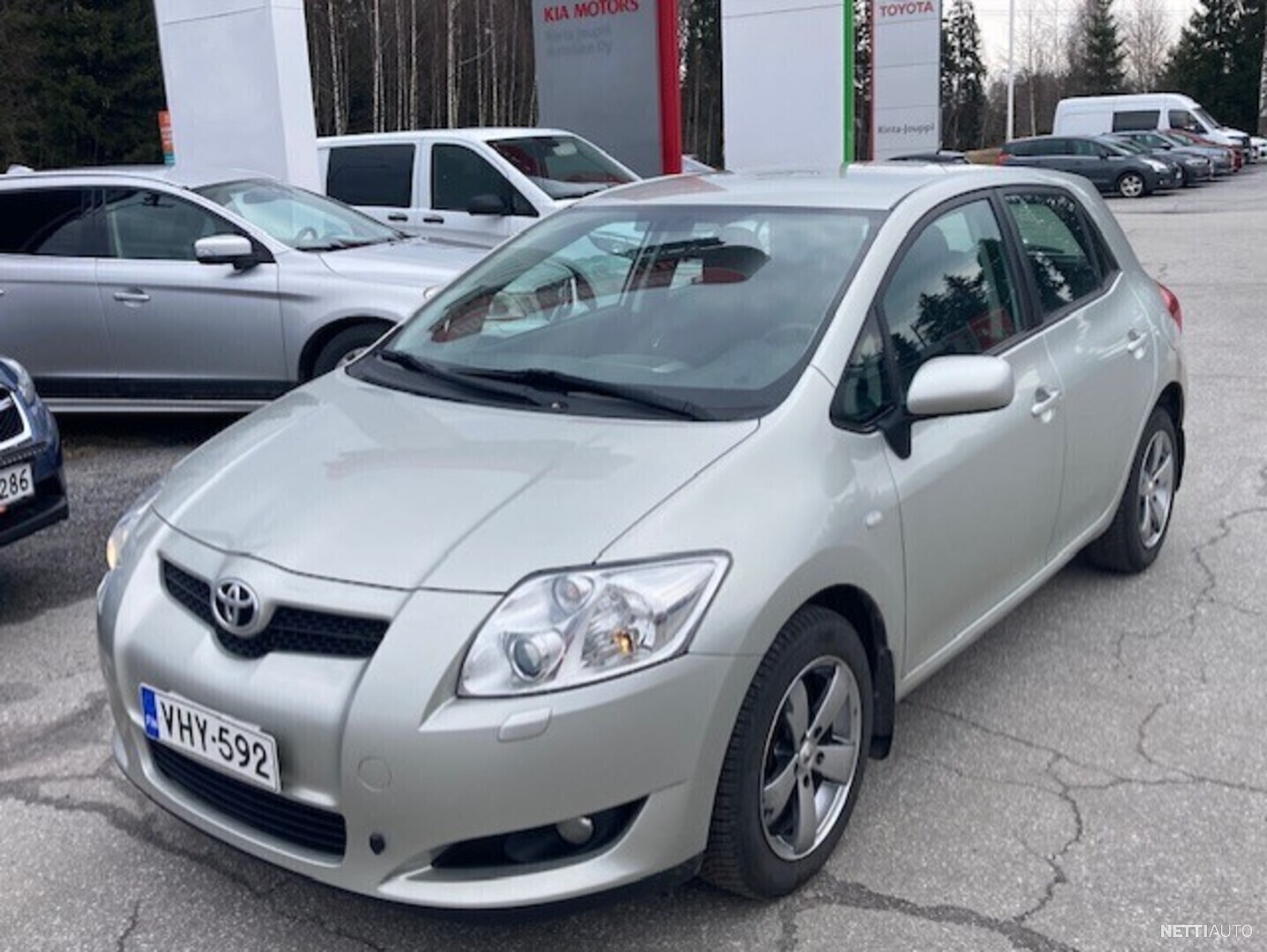 Toyota Auris 1,6 Dual VVT-i Linea Sol 5ov - Moottorilämmitin, hyvin huollettu Viistoperä 2008 ...