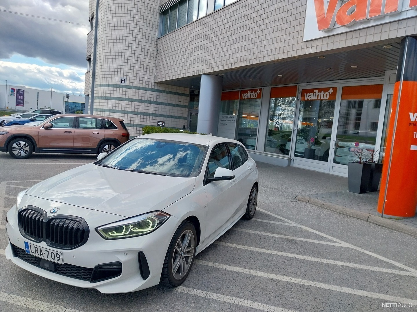 BMW 118 1-SARJA F40 Hatchback 118i A Business M Sport / Digimittaristo / Adapt. vakkari ...