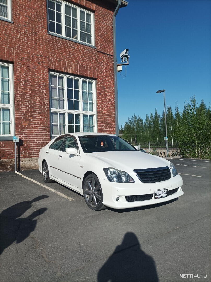 Toyota Crown Toyota crown 184 Porrasperä 2006 - Vaihtoauto - Nettiauto