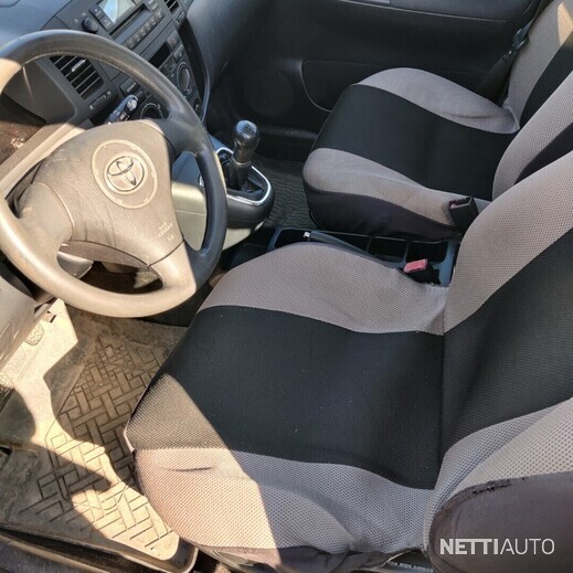 Toyota Corolla Verso 1.8 Bensa. Katsastettu 3/24* Taka-akseli vinossa ...