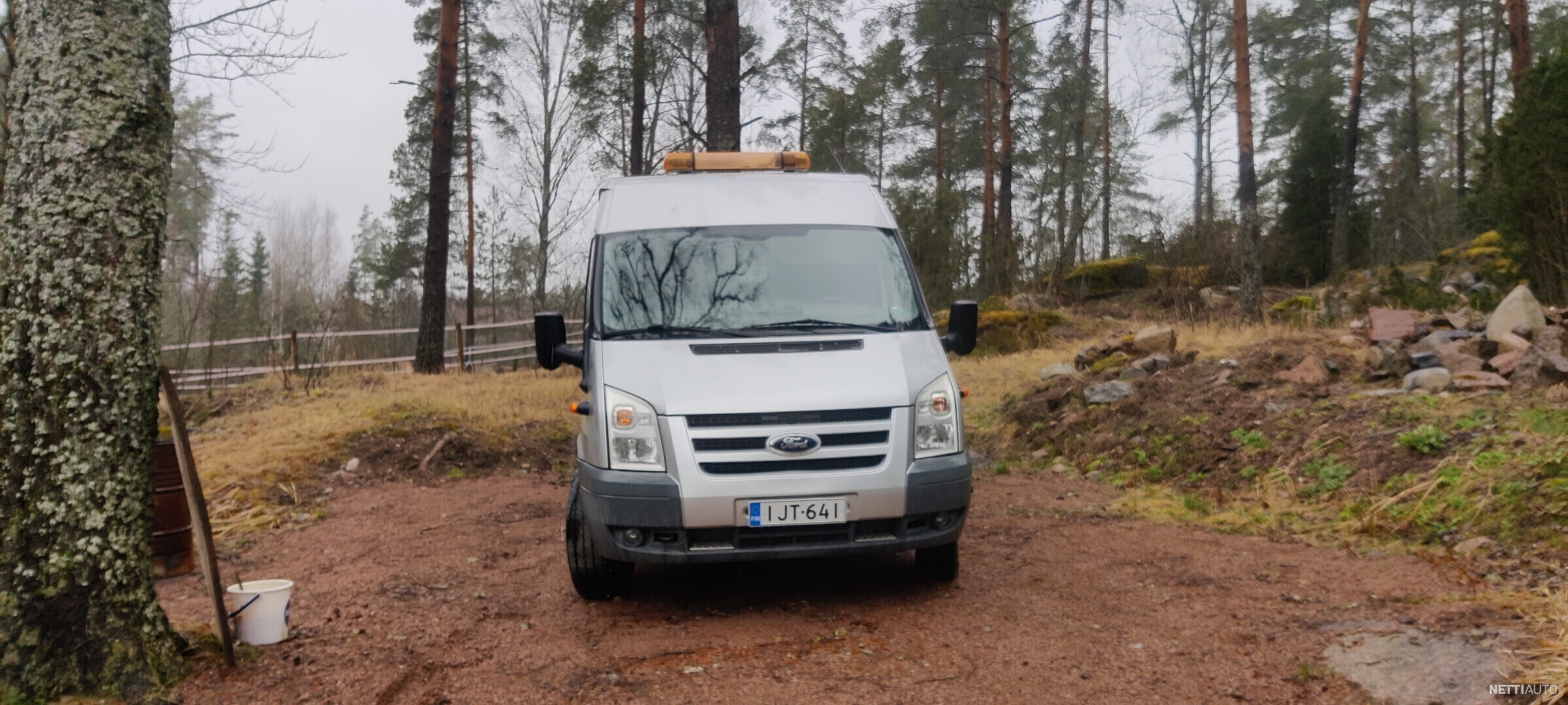 Ford Transit 350M 2,4TDCi 140 M1 Kombi Trend RWD 3,73 Puolikorkea 350 ...