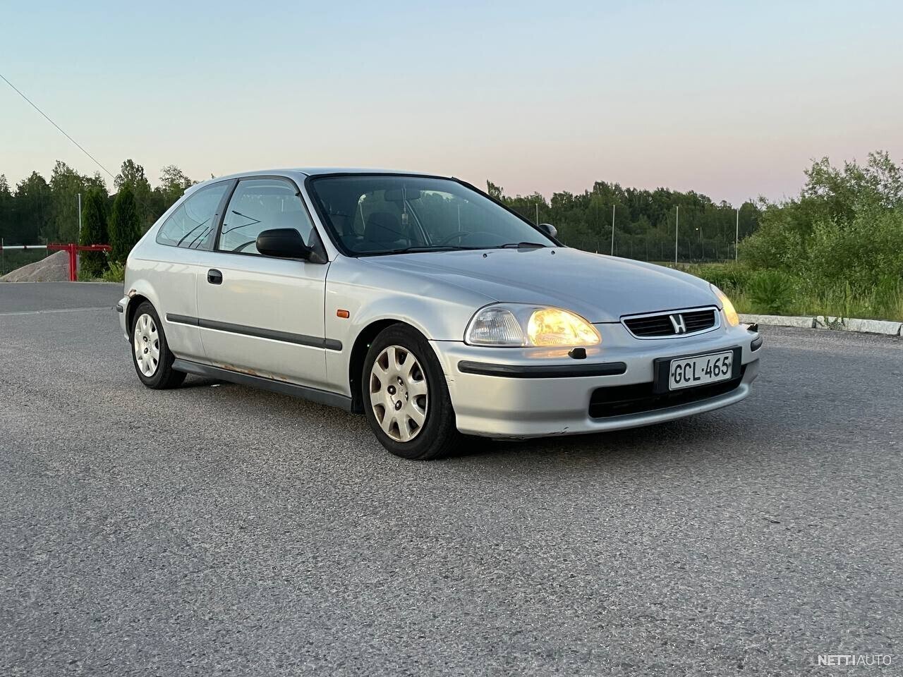 Honda Civic 1.5i LS Vtec 3d ABS Viistoperä 1997 - Vaihtoauto - Nettiauto