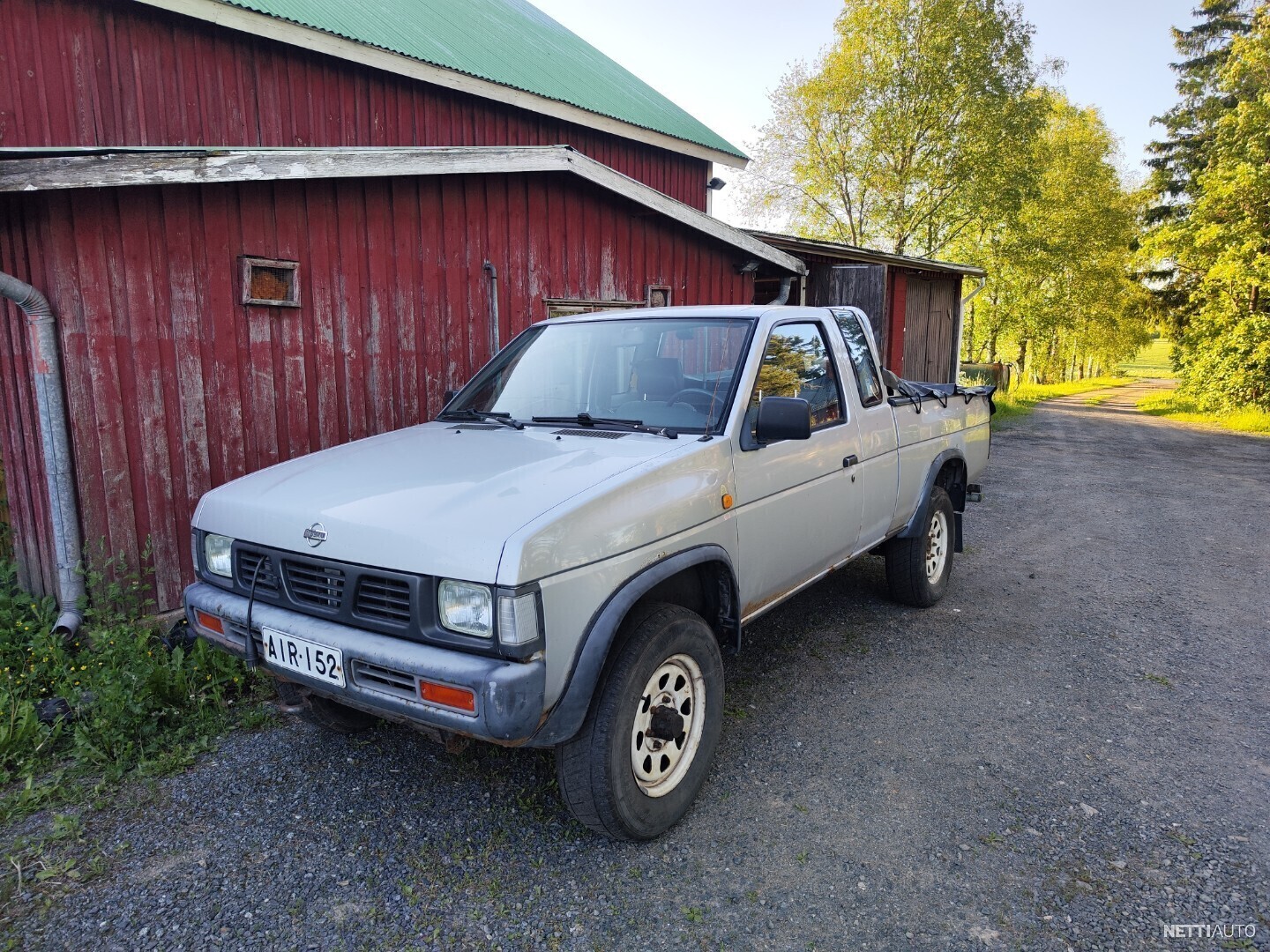 Nissan Pickup King Cab 2.5D 4wd Avolava 1998 - Vaihtoauto - Nettiauto