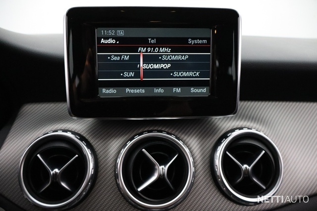 Mercedes-Benz GLA 220 CDI 4Matic A / Suomiauto / vetokoukku ...