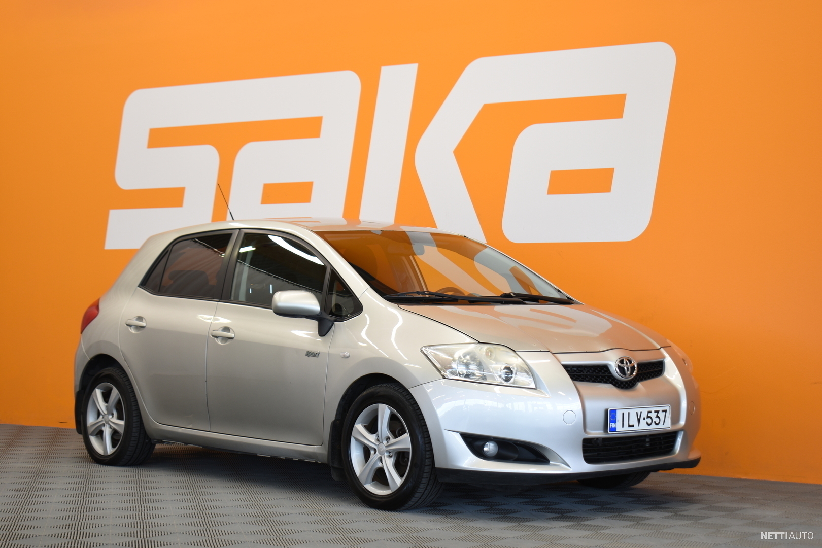 Toyota Auris 1,6 Dual VVT-i Linea Sol 5ov MultiMode ** Myydään ...