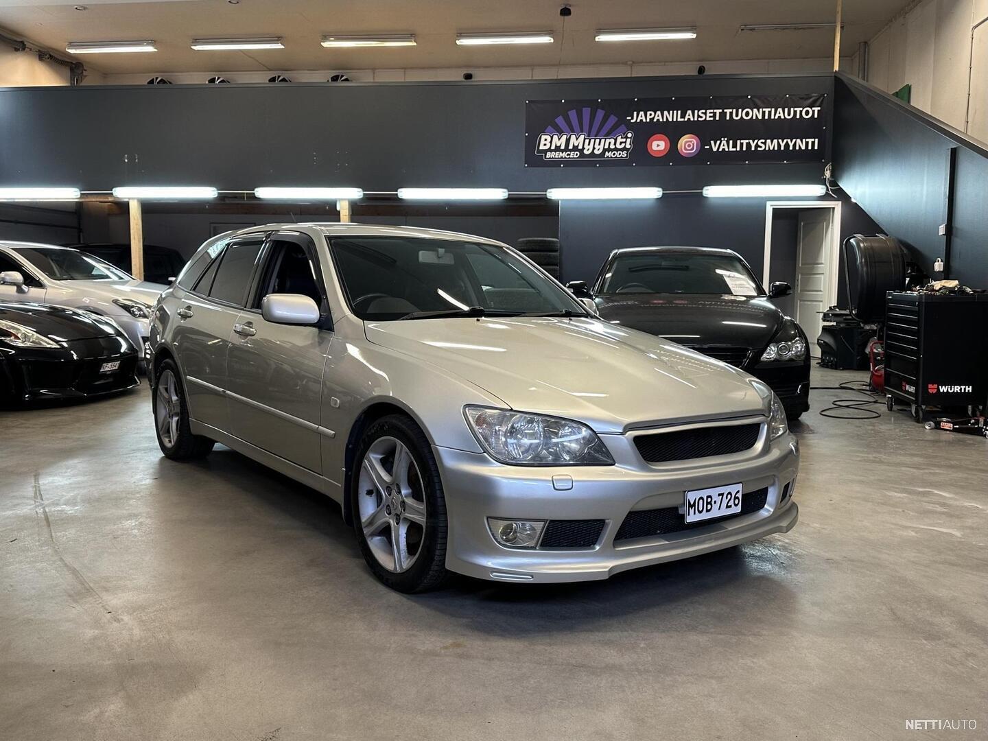 Toyota Altezza GITA AS300 / 2JZ-GE / 220HP / RAHOITUS Farmari 2001 ...