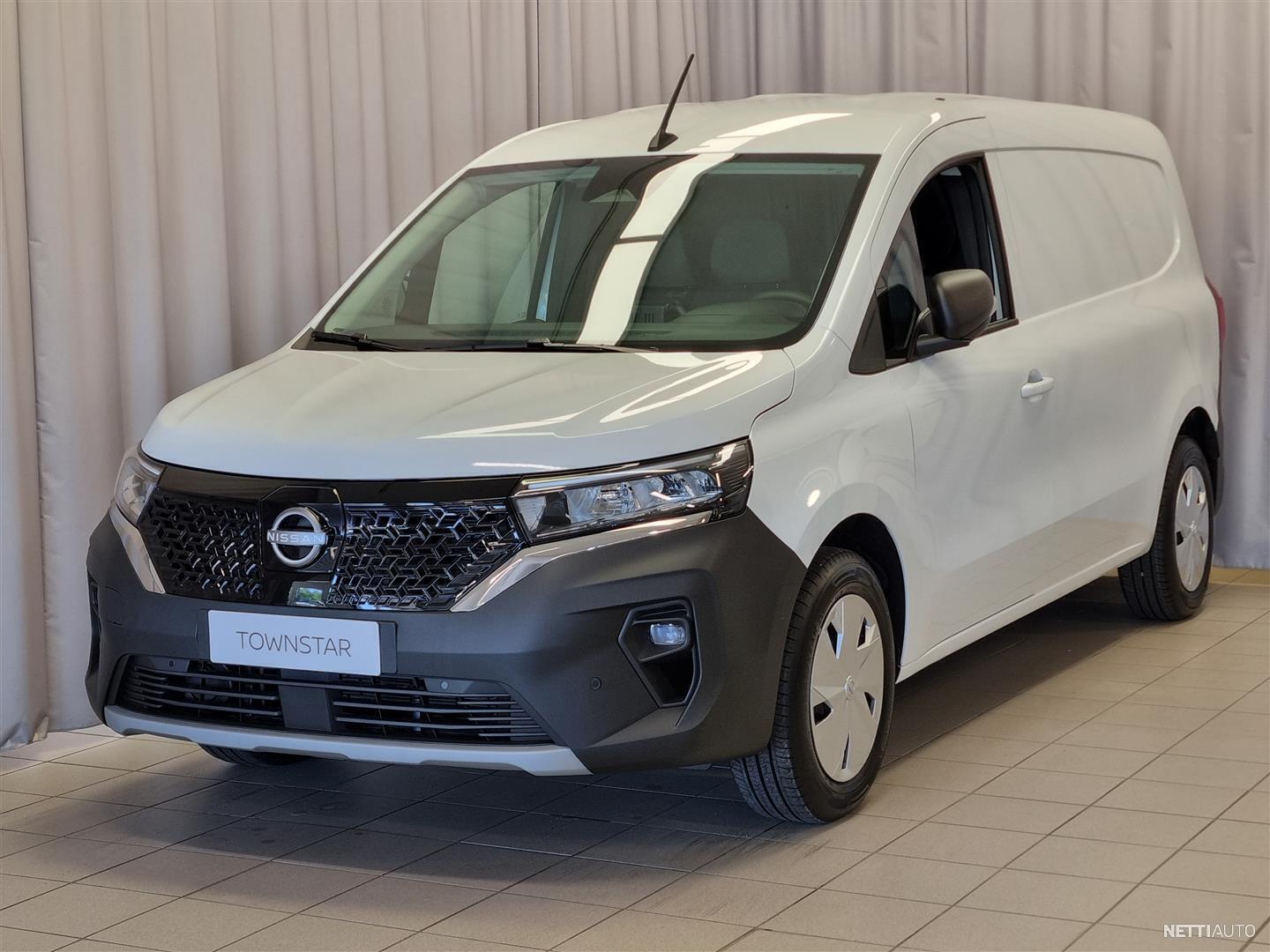 Nissan Townstar Van Electric 45KWH L2 N-Connecta 3 seater Blind FD ...
