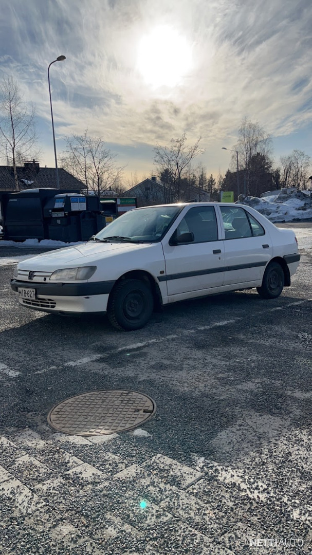 Peugeot 306 SR 1.6 4d Porrasperä 1997 - Vaihtoauto - Nettiauto