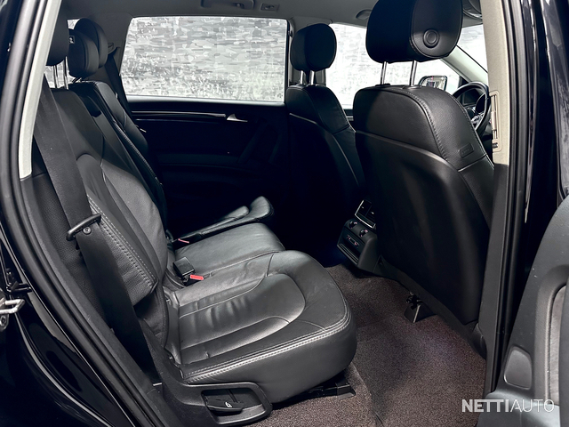 Audi Q7 3,0 V6 TDI 180 kW quattro tiptronic Start-Stop 5-ist. (DPF) Näyttävä yli teipattu Q7 ...