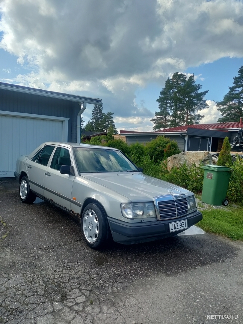Mercedes-Benz 260 Porrasperä 1988 - Vaihtoauto - Nettiauto