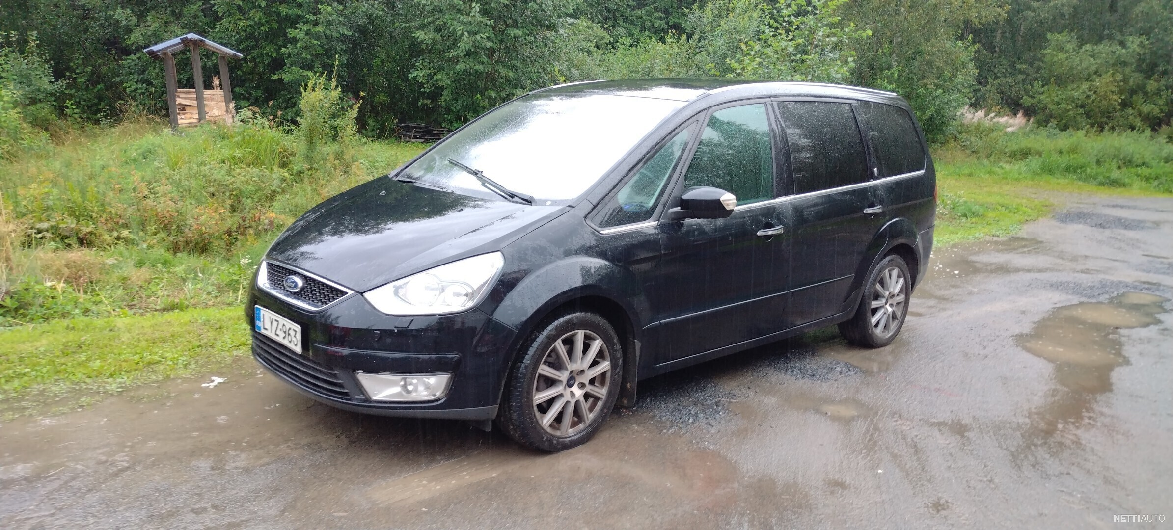 Ford Galaxy 2,0 TDCi 140 hv autom. DPF Ghia A6 5-ovinen Tila-auto 2010 ...