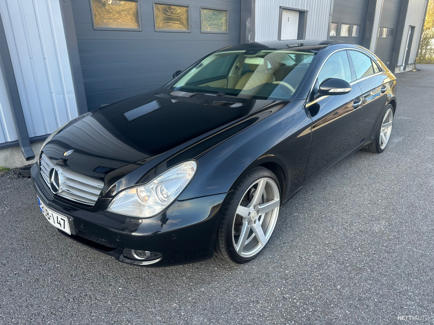 Mercedes-Benz CLS 500 V8 4d A Suomiauto hienoilla spekseillä! vaihto ...