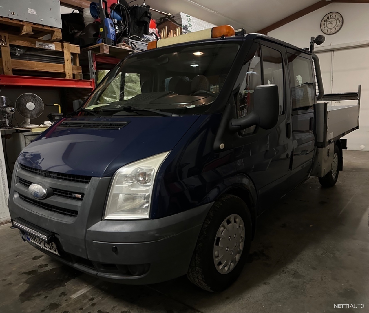 Ford Transit 350M 2,4TDCi 140 N1 Jatko-ohjaamoalusta Trend RWD Avolava ...