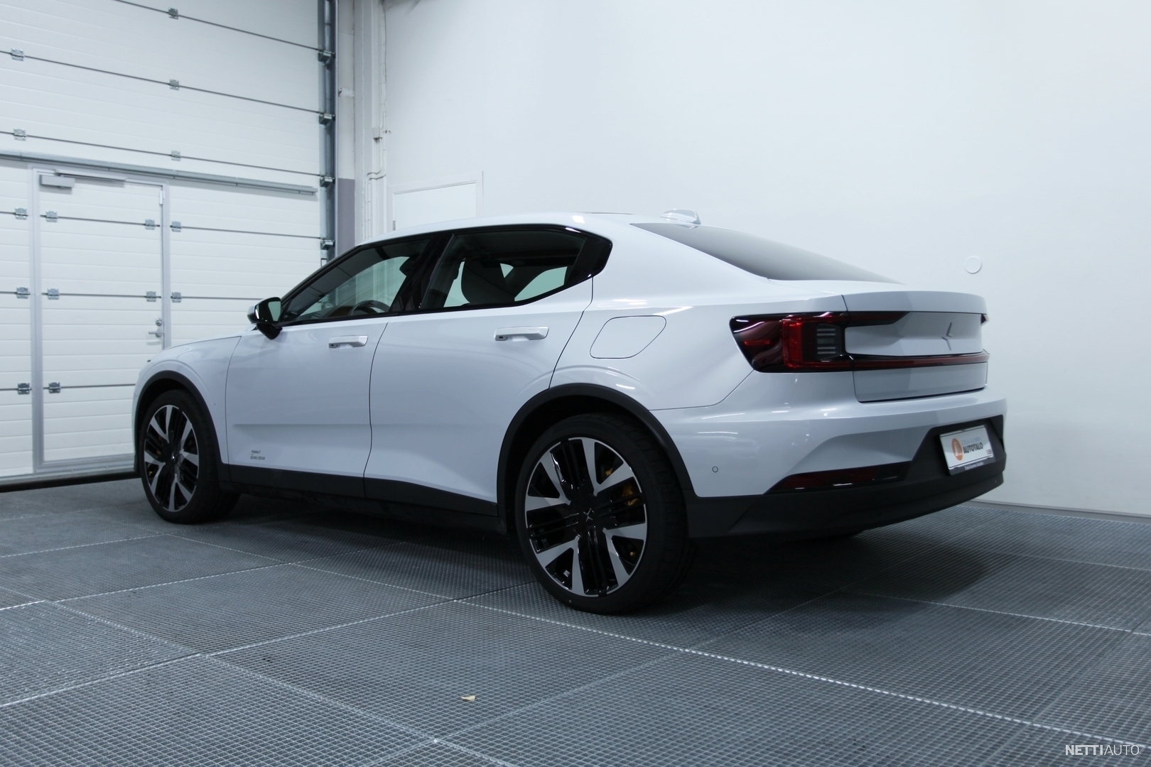 Polestar 2 Long range Dual motor Performance, 350kW, 82kWh (MY24 ...