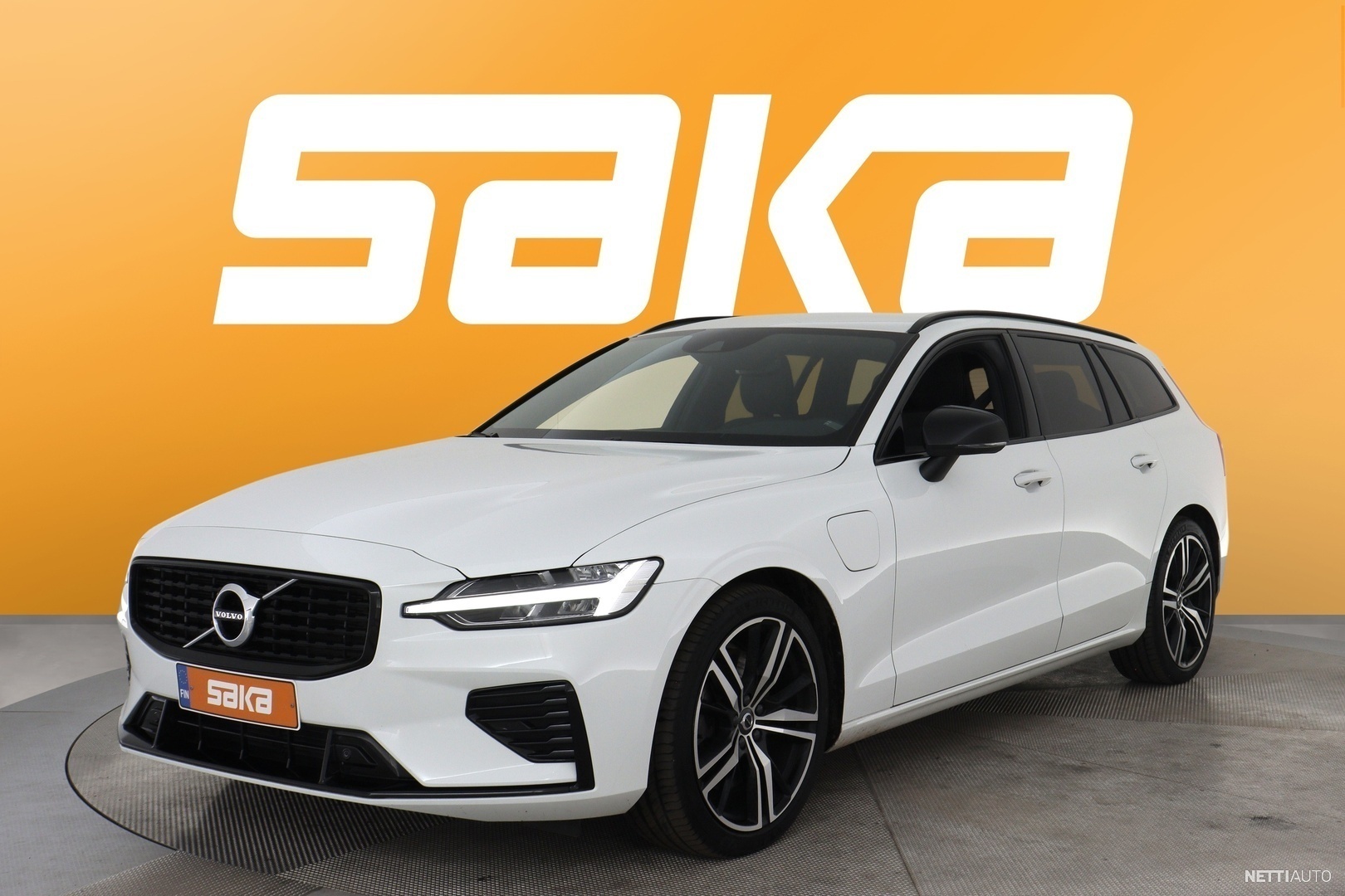 Volvo V60 T6 TwE AWD Business R-Design aut ** Harman&Kardon ...