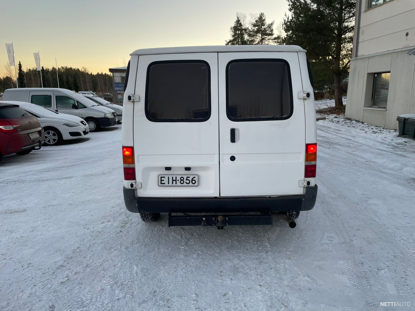 Ford Transit 100L Van Dsl / Seuraava katsastus 09/25 / Vetokoukku ...