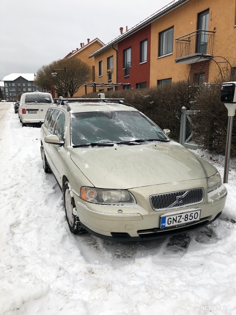 Volvo V70 Kaasu/Bensa Farmari 2006 - Vaihtoauto - Nettiauto