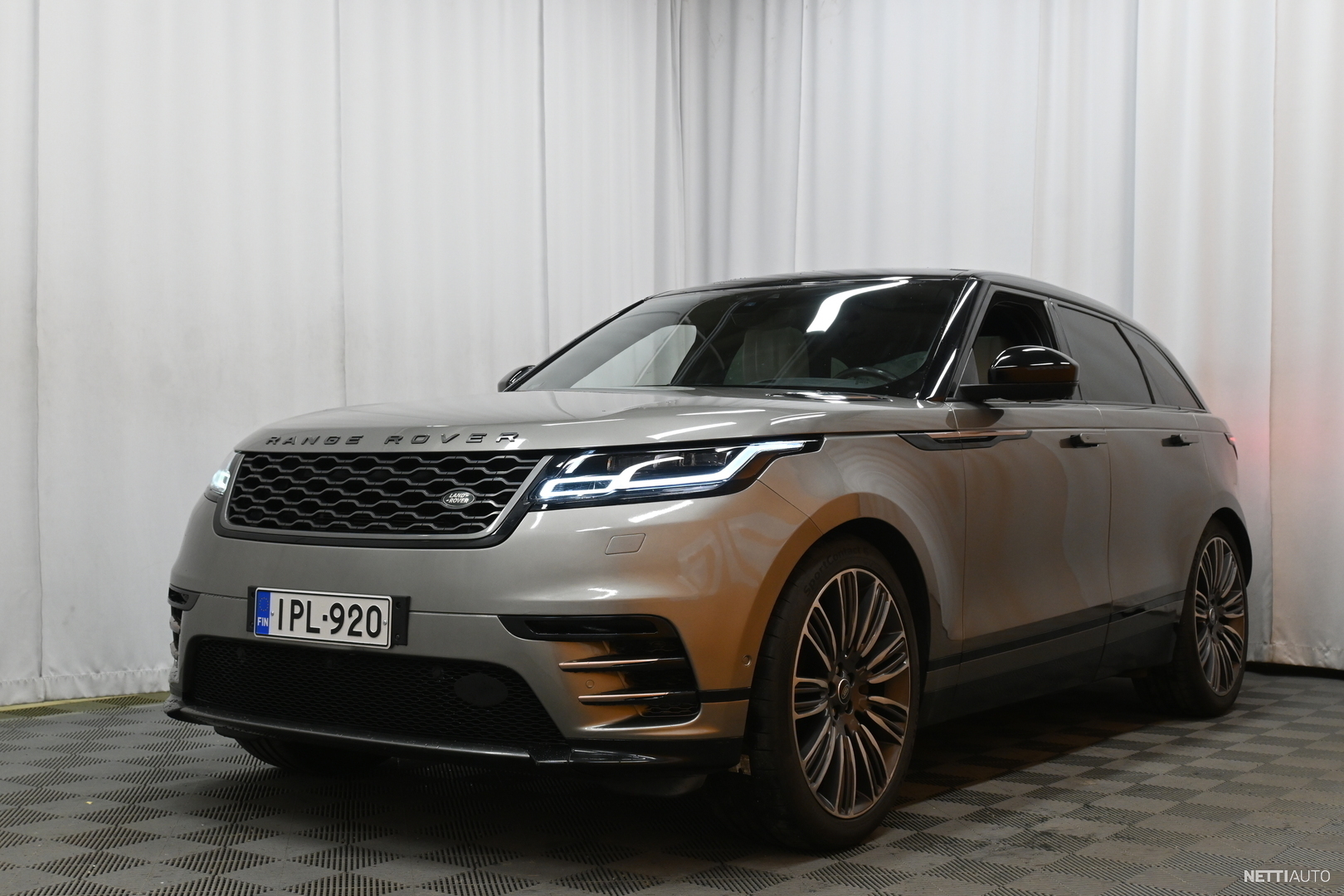 Land Rover Range Rover Velar D300 3,0 V6 diesel R-Dynamic HSE ...