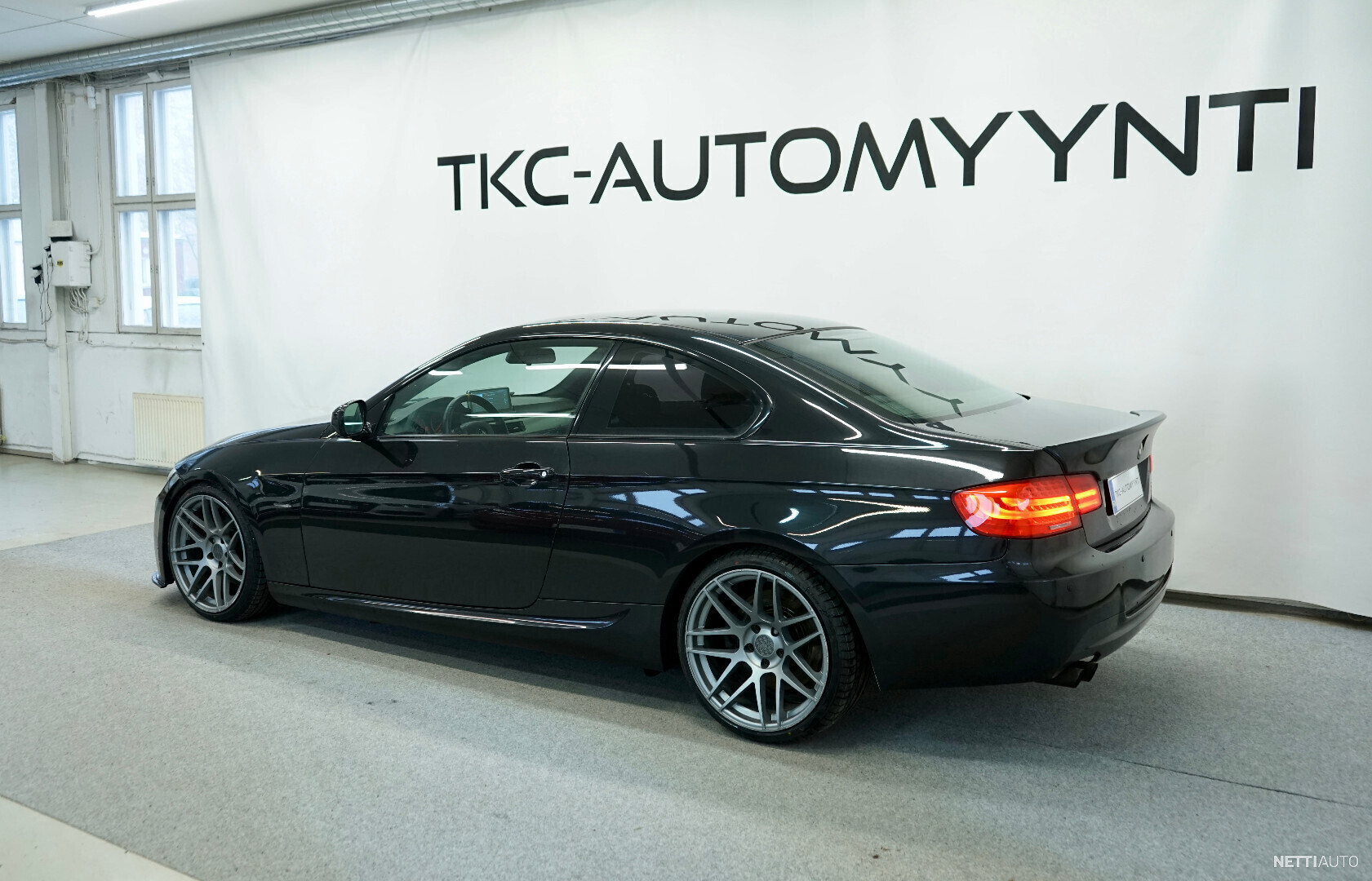 BMW 330 TwinPower Turbo E92 Coupé LCI M-Sport, Xenon, Navi, Tutkat ...