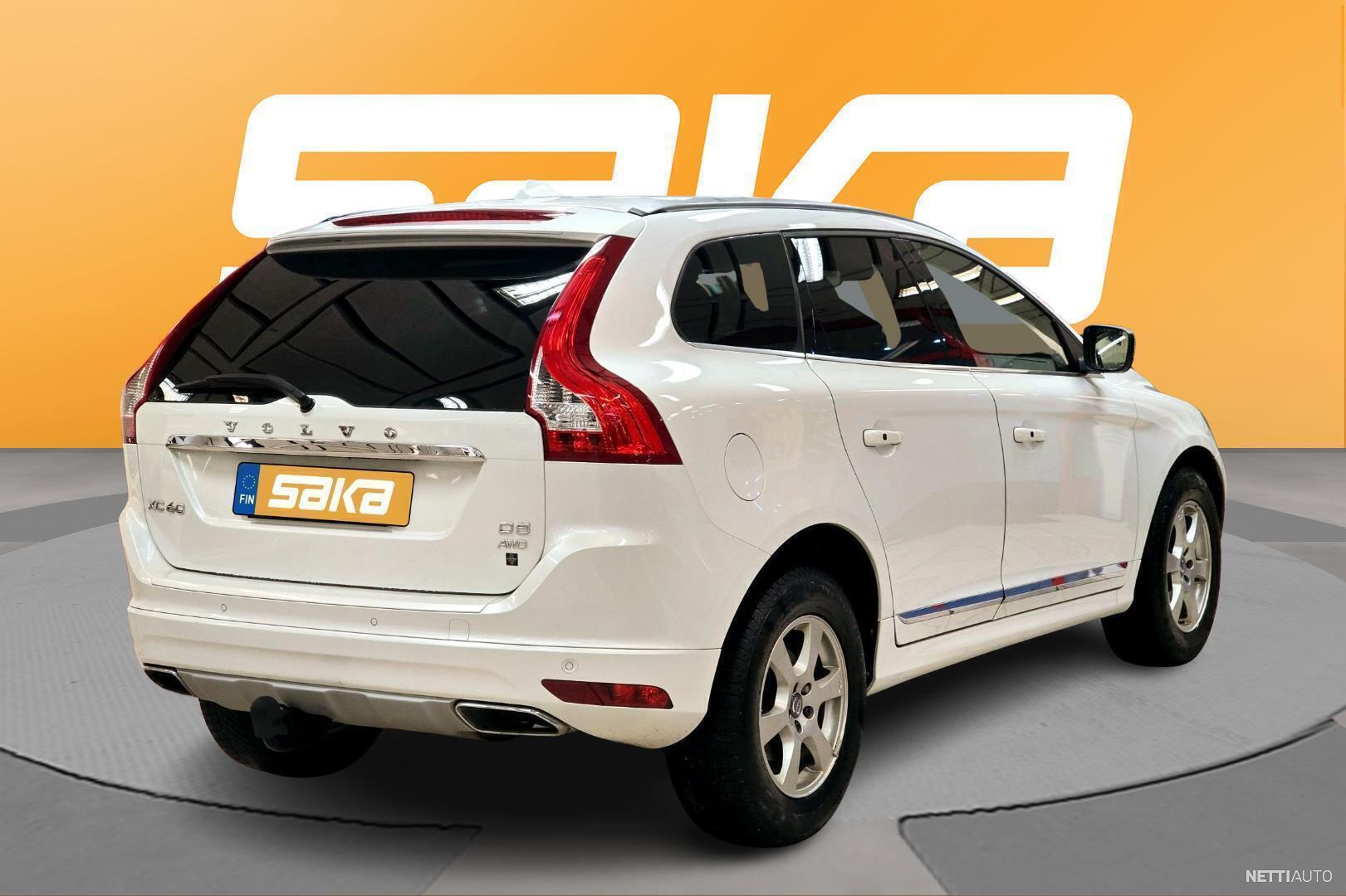 Volvo XC60 D5 AWD Business Summum aut ** Tulossa! / Webasto / Panorama / Muistipenkki / Vaaleat ...