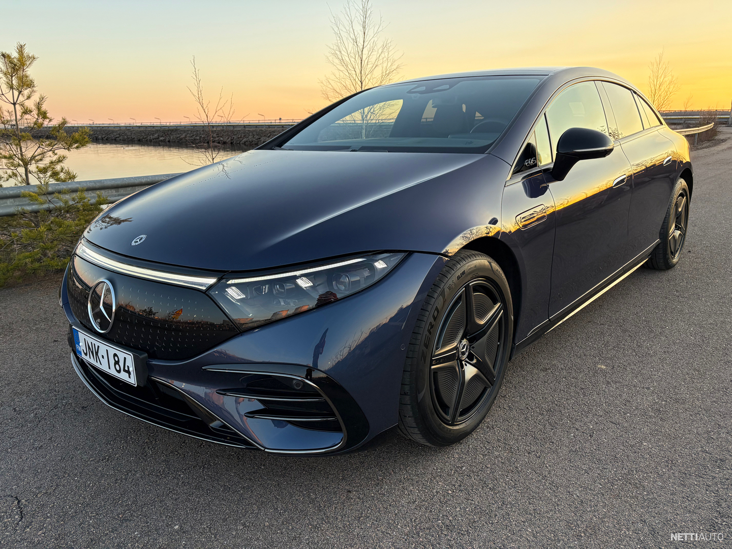 Mercedes-Benz EQS 350 AMG-Line / DTR+ / Takuu 11/29 /Digital Light ...