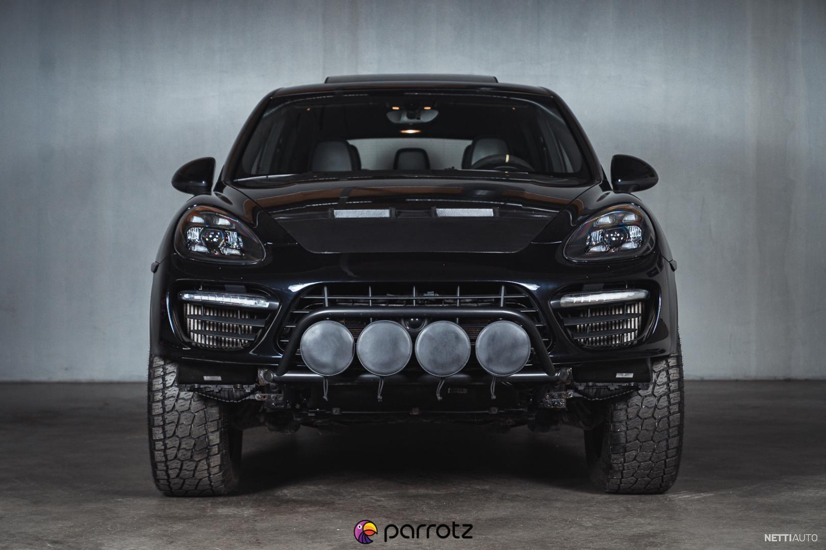 Porsche Cayenne V6 Diesel **OFFROAD / ACC / Kattoluukku / LED / Webasto / 4-Alue Ilmastointi ...