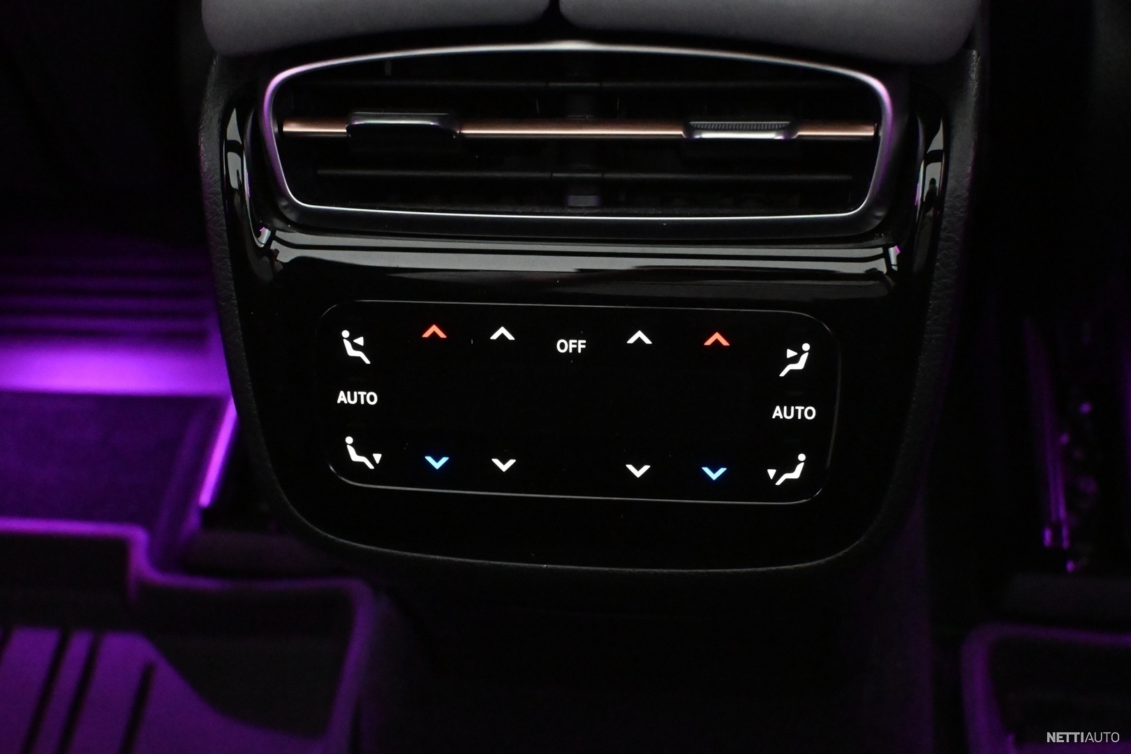 Mercedes-Benz EQS SUV 450 4MATIC SUV AMG 7-Ist. ** 4-pyöräohjaus ...