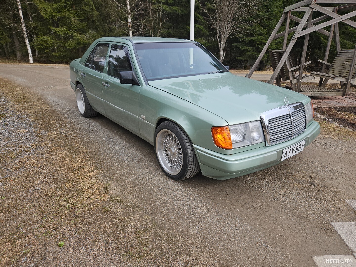 Mercedes-Benz 300 D 124 OM606 Porrasperä 1987 - Vaihtoauto - Nettiauto